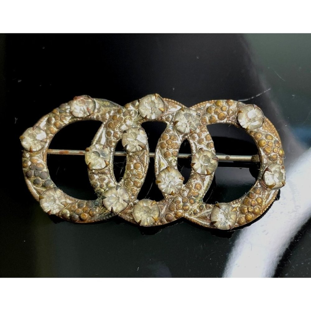 Victorian Era Circle Trinity Brooch Stamped Design & … - Gem